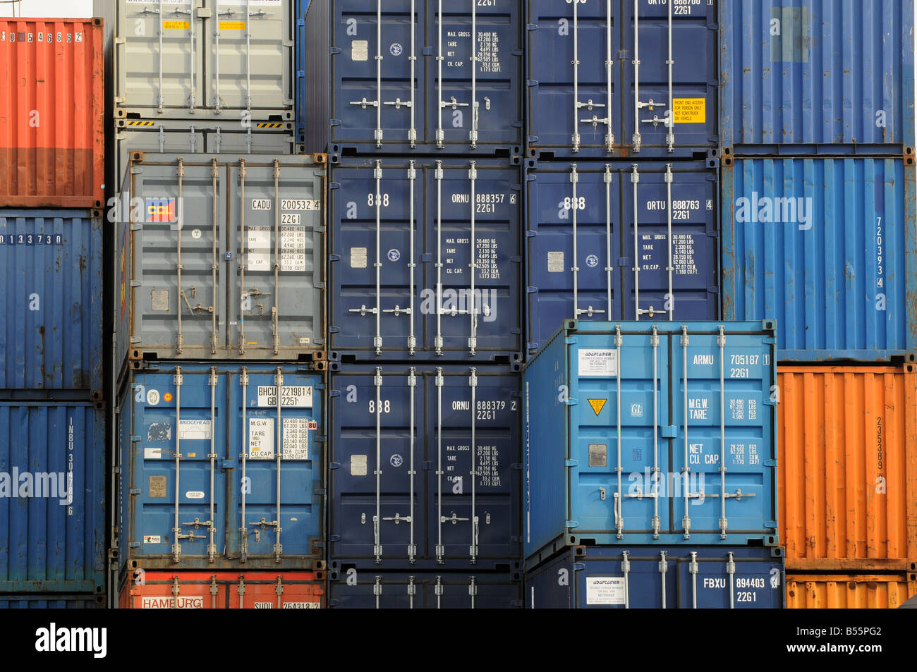 Uk trade container hi-res stock photography and images - Alamy