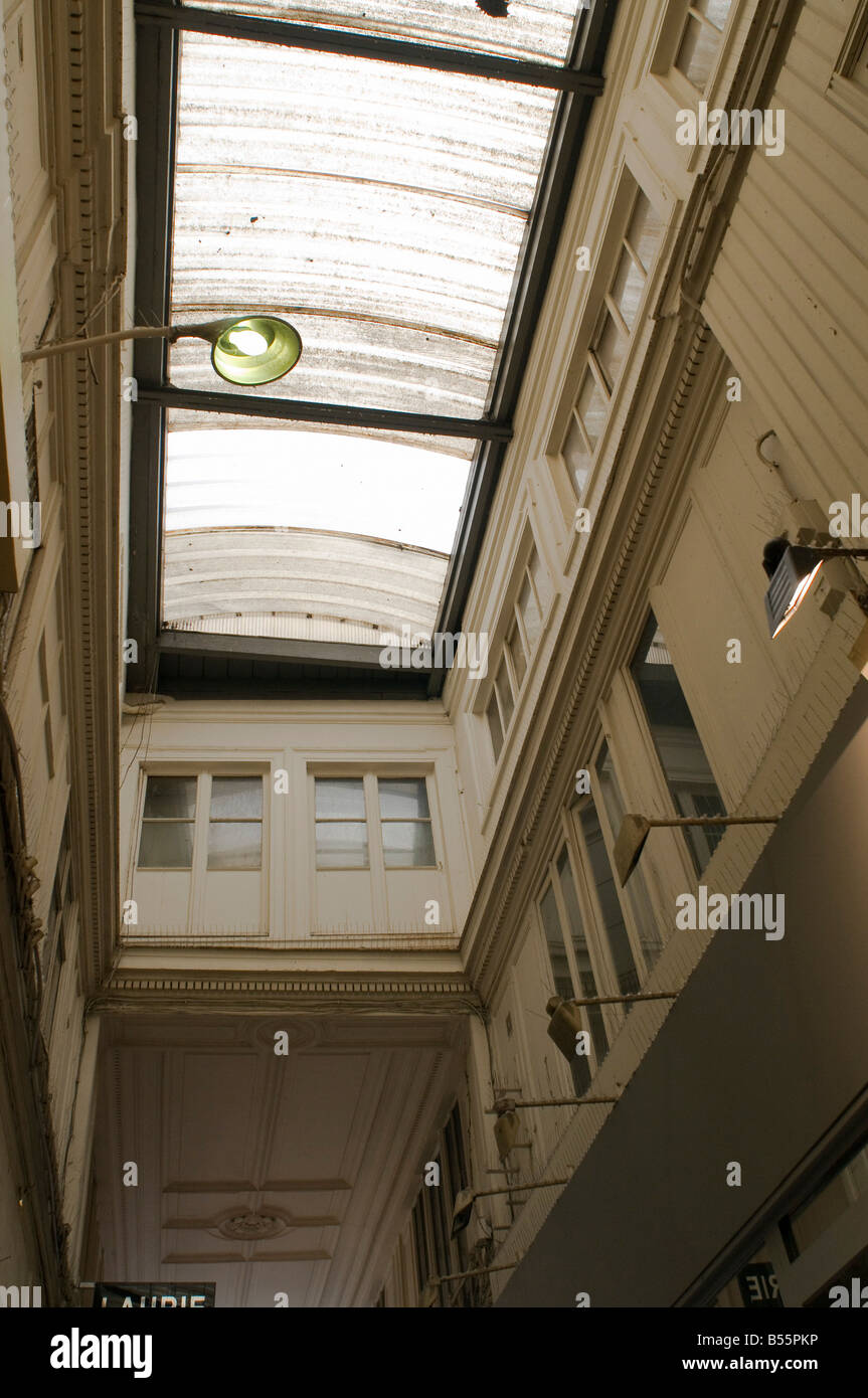 Paris Passage du Ponceau Stock Photo - Alamy