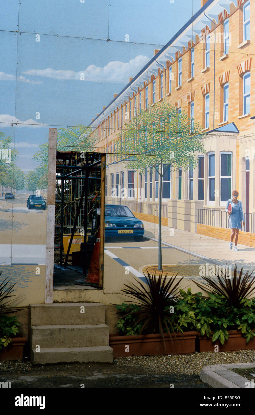 Marcia Road, London SE1. Detail of Tromp l'oeil painted hoarding across ...