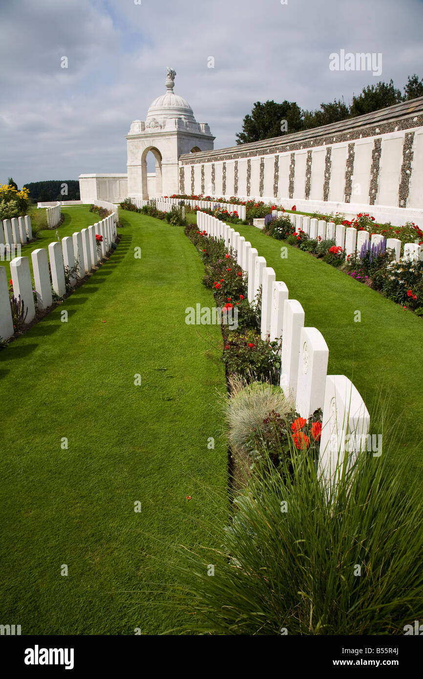 British ww1 cemetery hi-res stock photography and images - Alamy