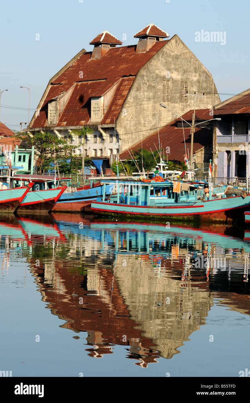 batang arau river padang sumatra indonesia Stock Photo - Alamy