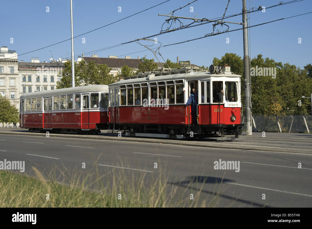 Wien Straßenbahn historischer Straßenbahnzug Vienna Tramway historic ...
