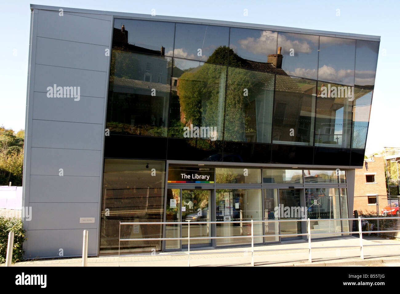 Dursley Library Dursley Gloucestershire England Stock Photo - Alamy