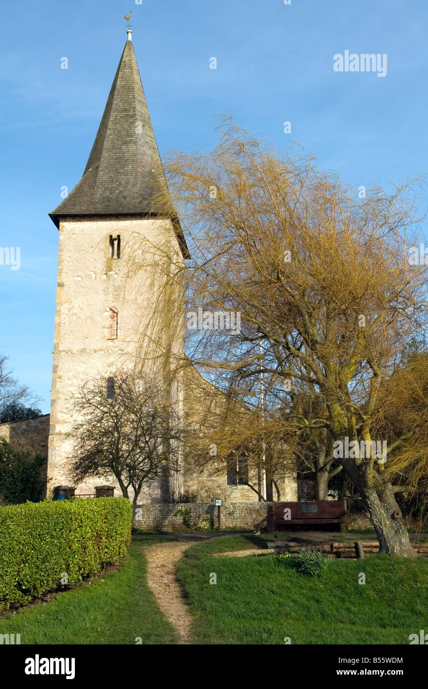 Bosham church churchyard church hi-res stock photography and images - Alamy