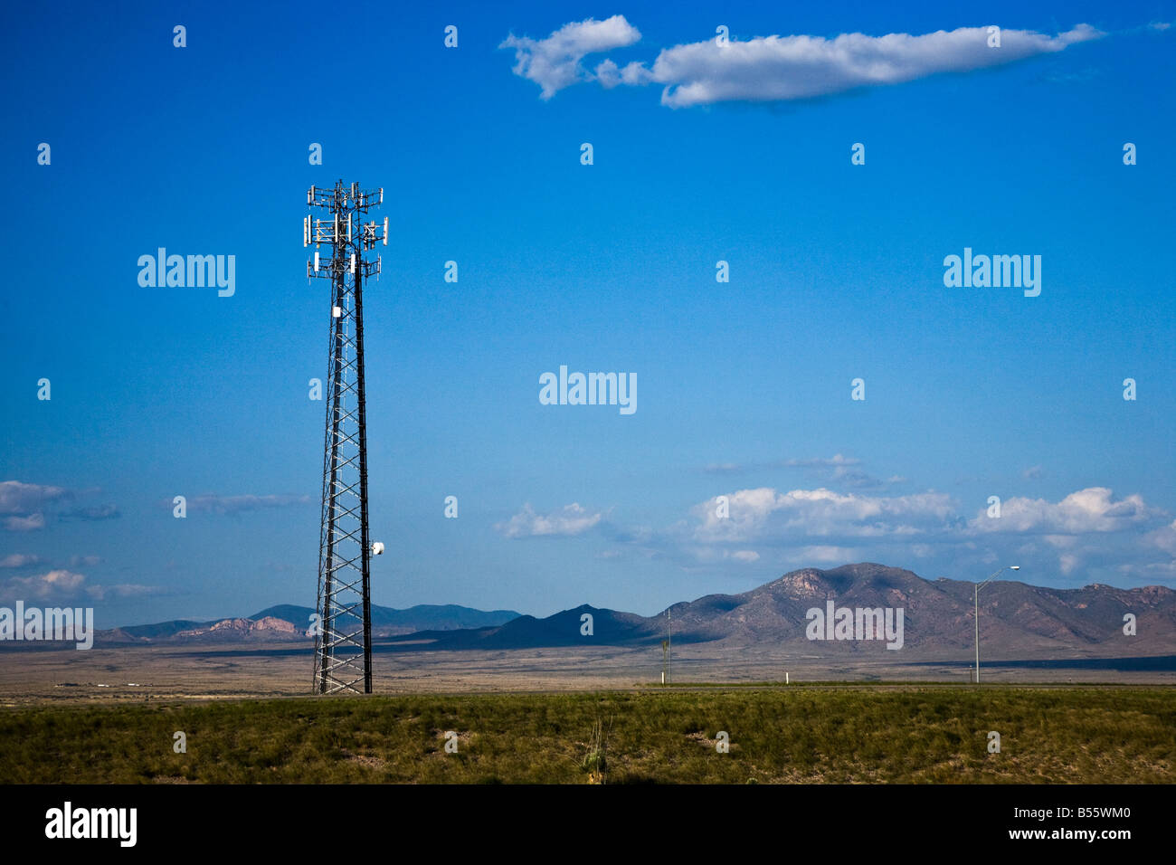 Mobile phone base station hi-res stock photography and images - Alamy