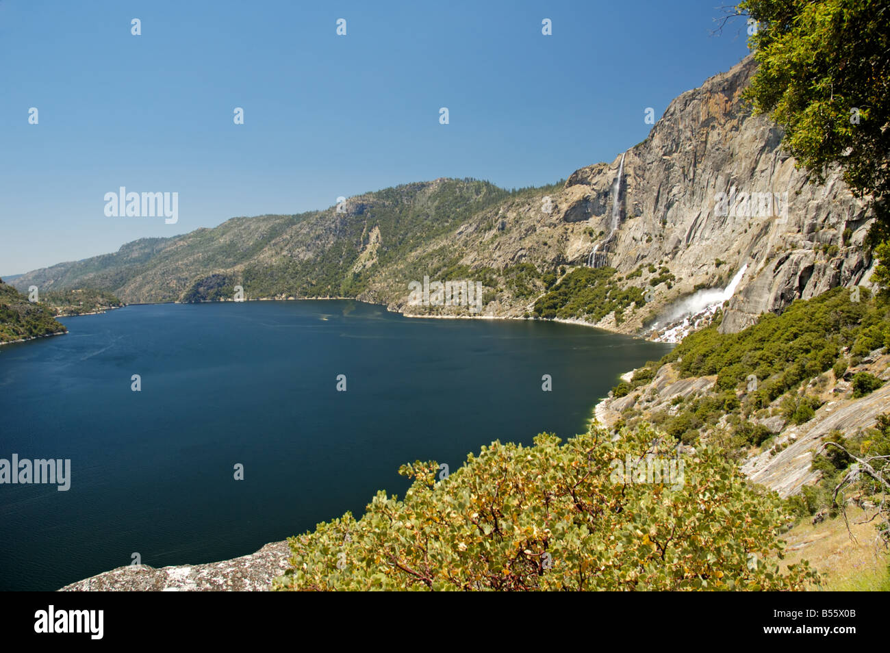 Hetch Hetchy Reservoir at Yosemite National Park with the O'Shaughnessy ...