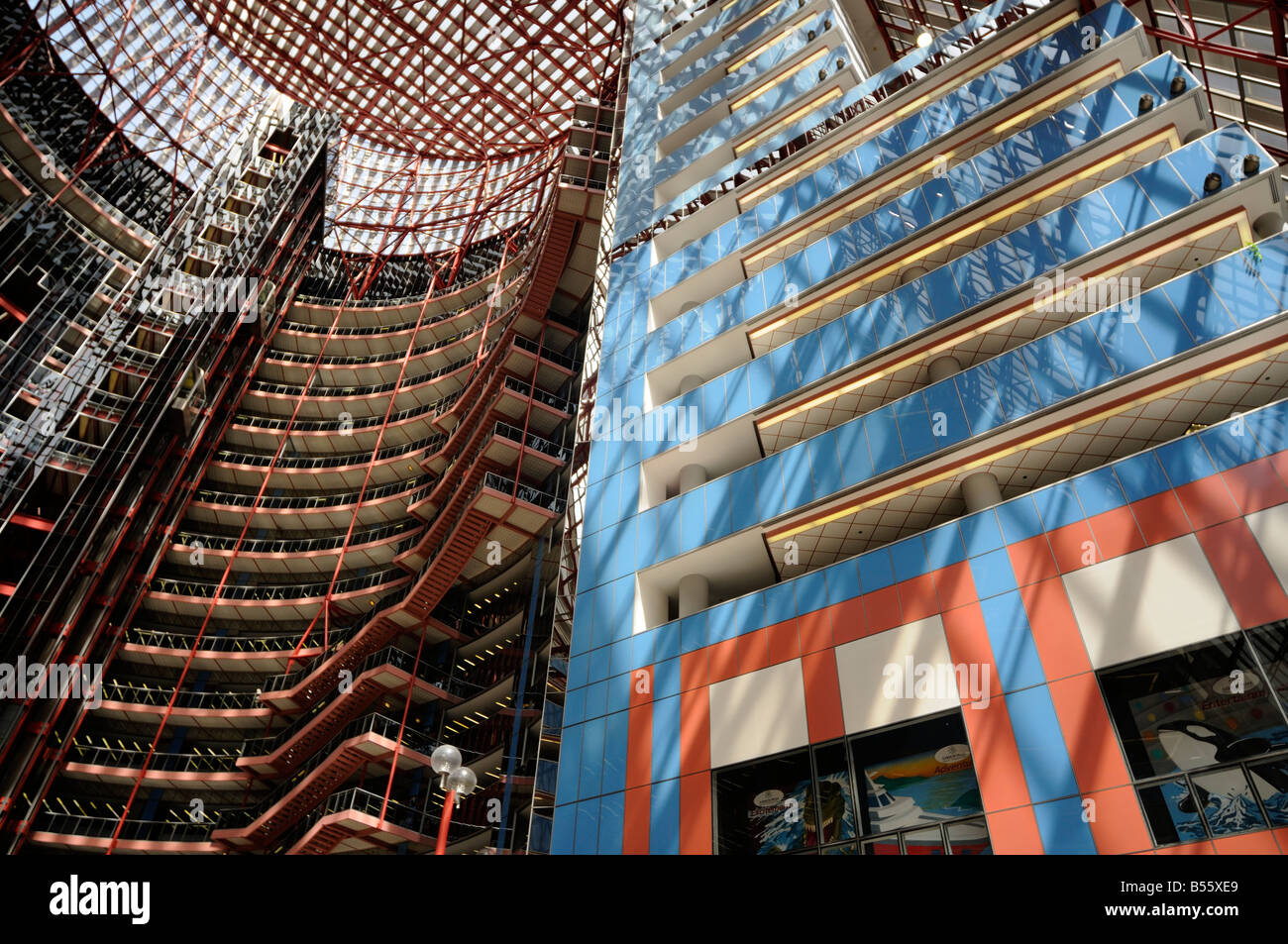 Interior of James R. Thompson Center (JRTC, aka Clark and Lake or the ...
