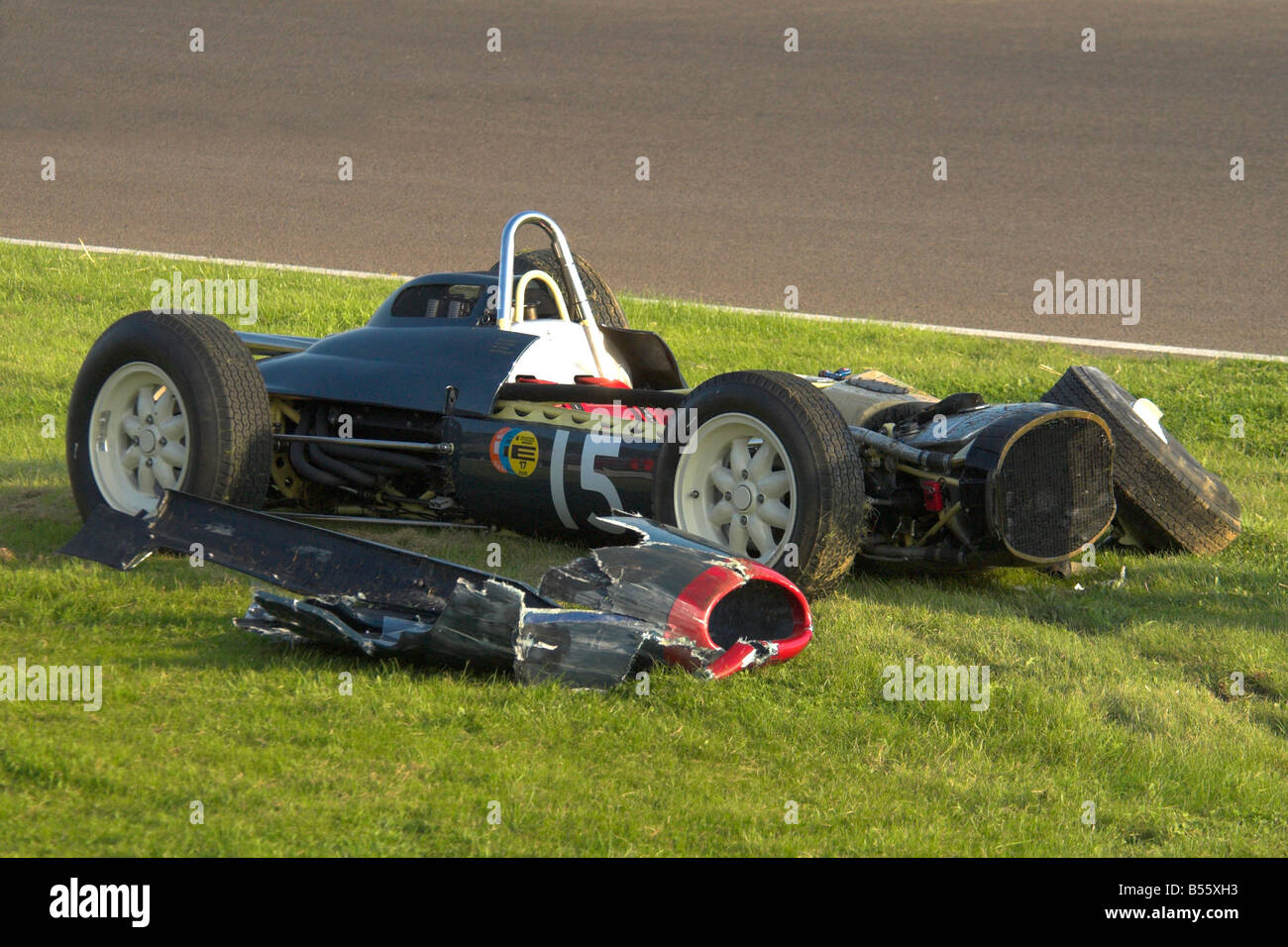Old car race crash 1950s hi-res stock photography and images - Alamy