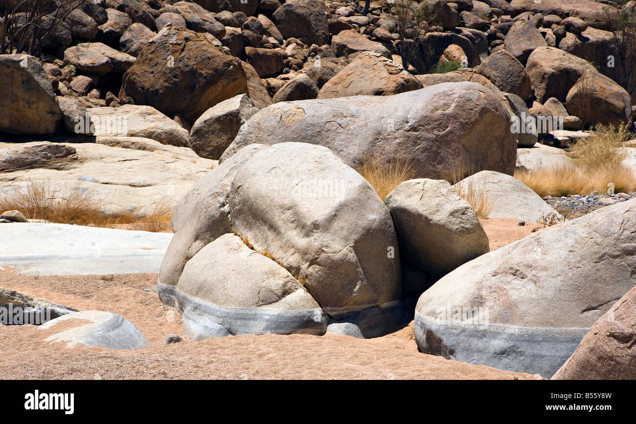 Africa scrubland rocky hi-res stock photography and images - Alamy