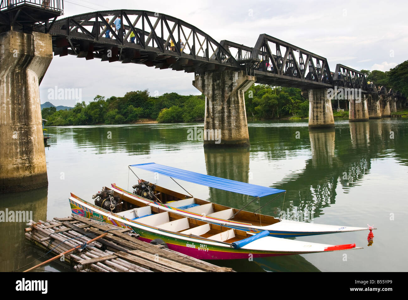 Bridge over the River Kwai, Pakkred Nonthaburi, Kanchanburi, Thailand ...