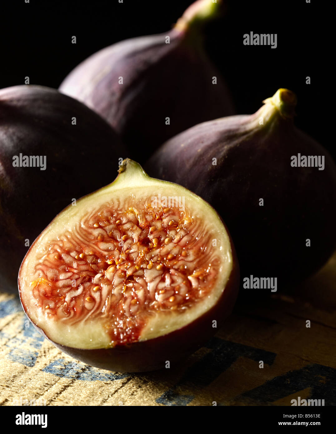Figs with seeds hi-res stock photography and images - Alamy