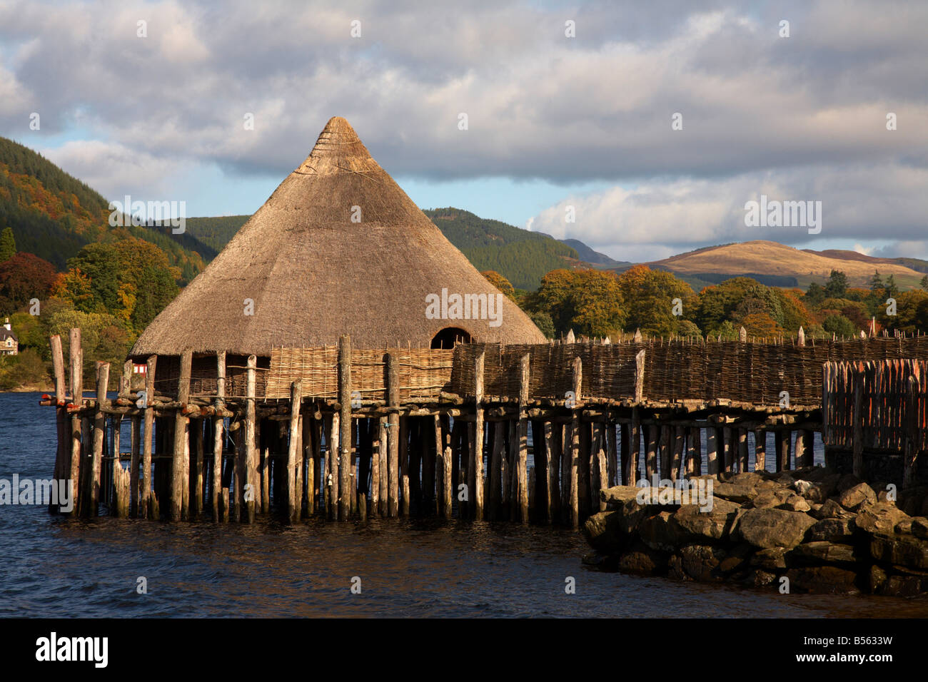 Loch tay scottish crannog centre hi-res stock photography and images ...