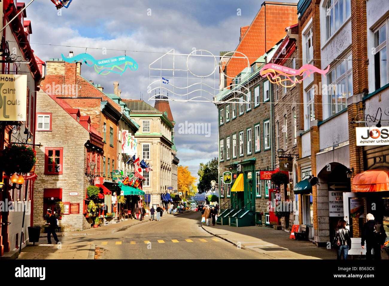 Canada provinces flags hi-res stock photography and images - Alamy