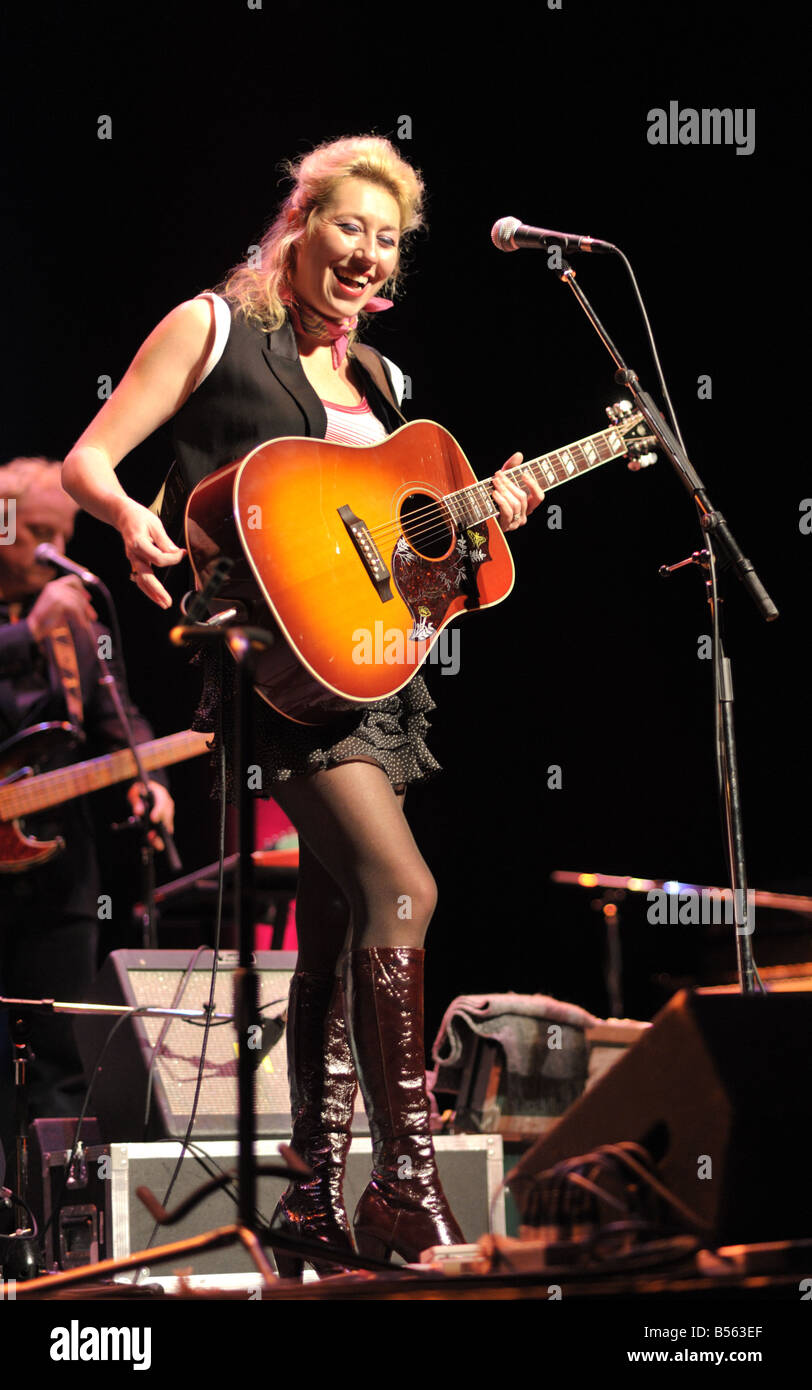 Martha wainwright singer hi-res stock photography and images - Alamy