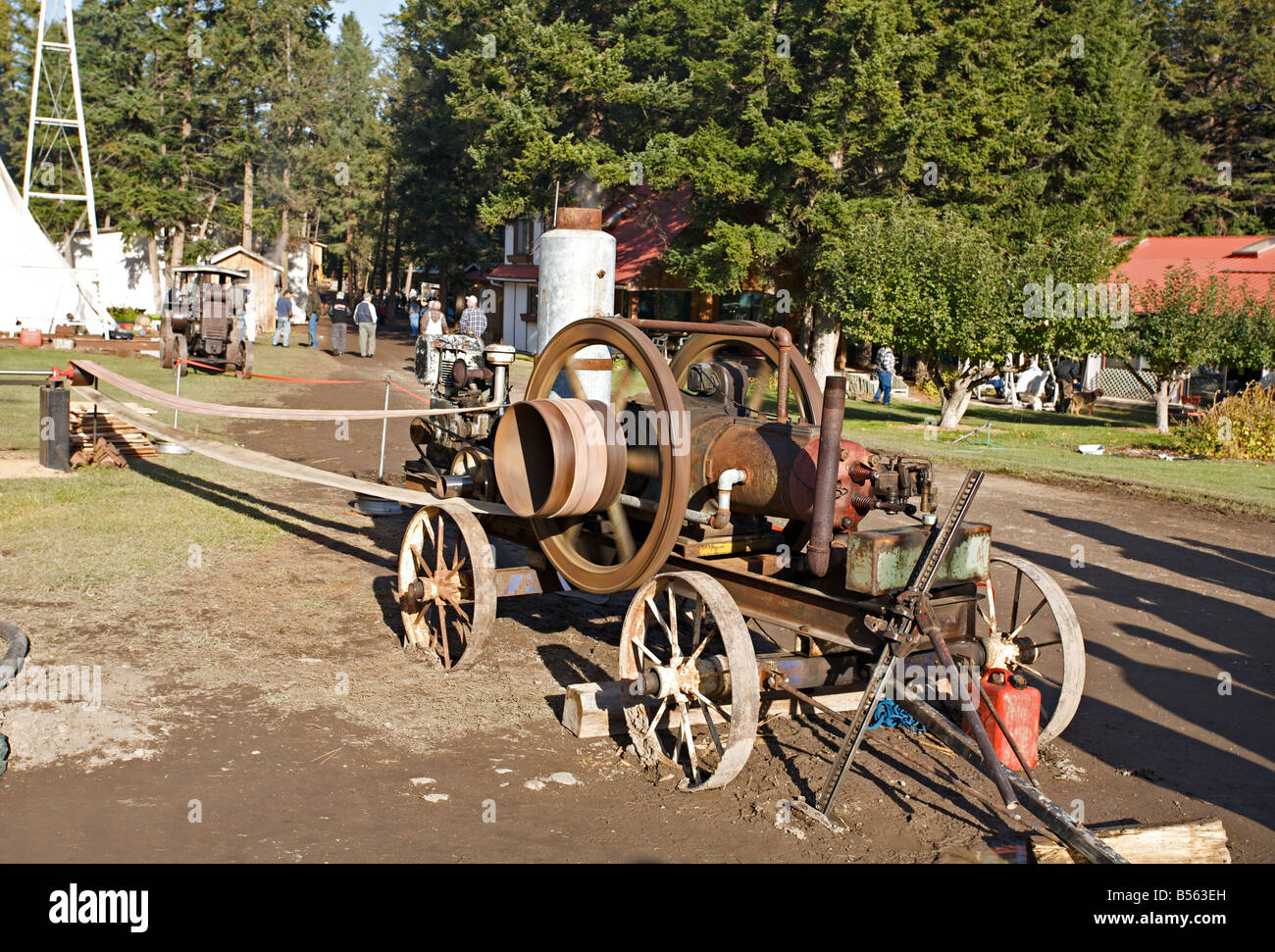 Cutting engine hi-res stock photography and images - Alamy