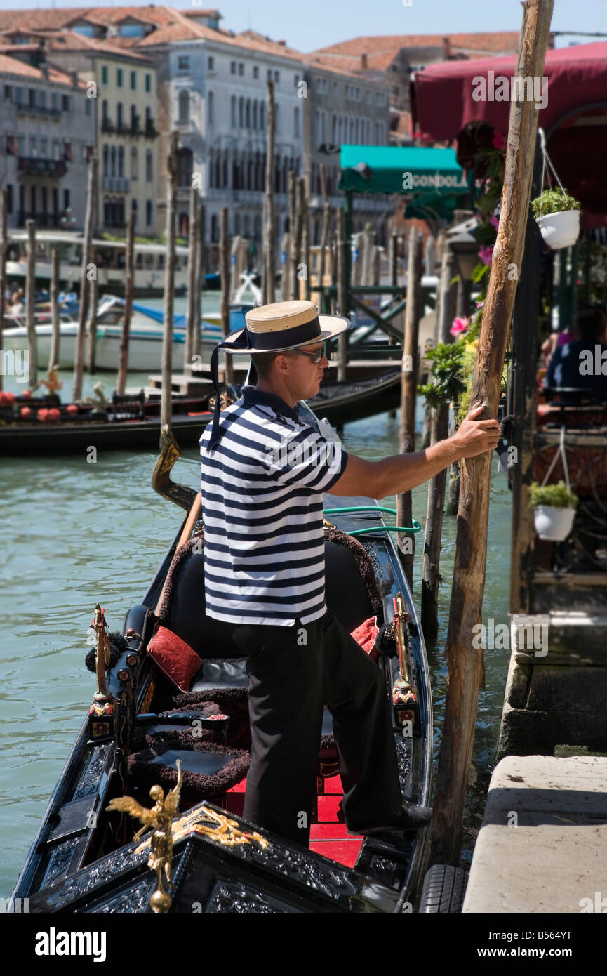 Gondolier outfit hi-res stock photography and images - Alamy