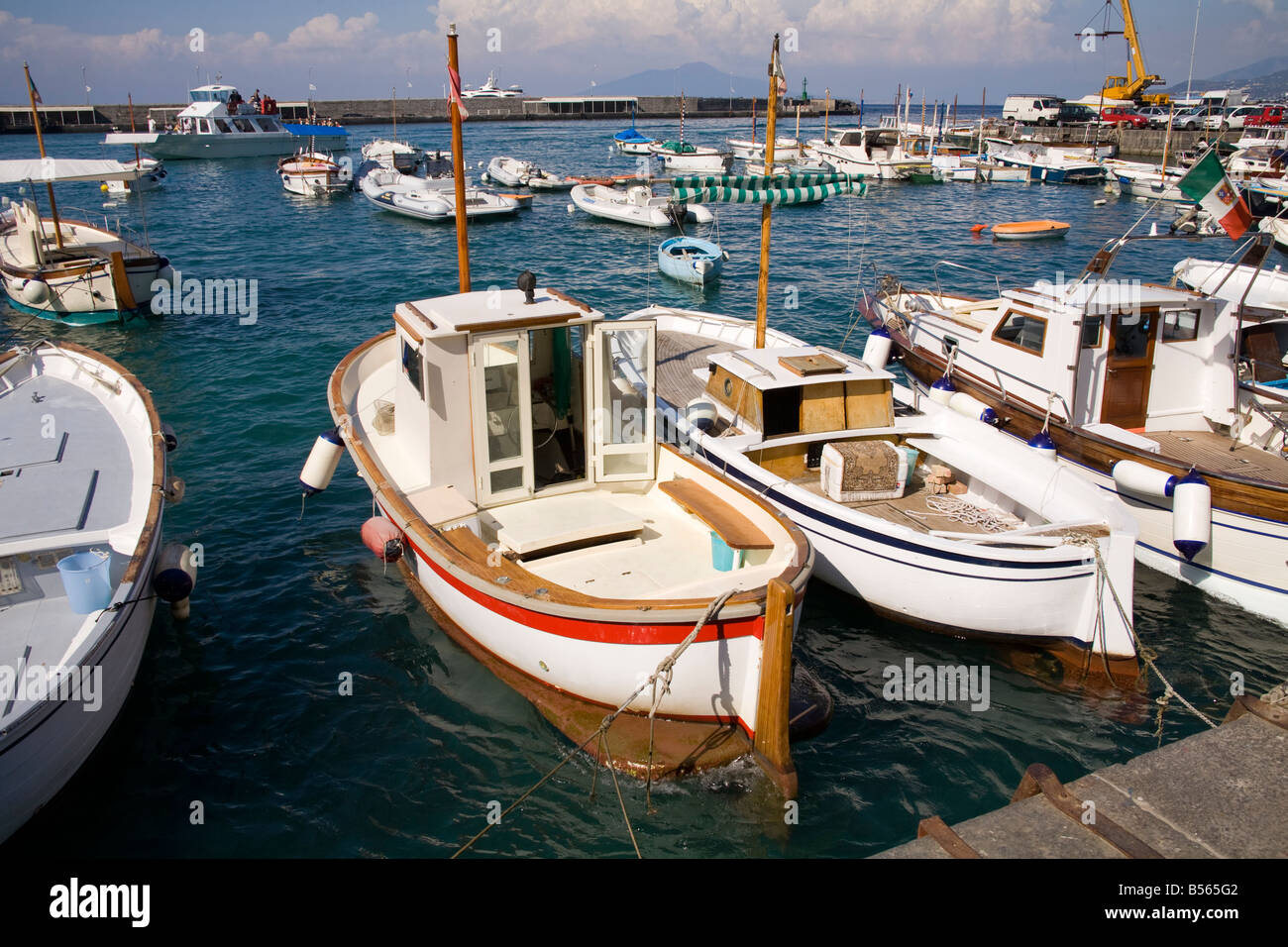 Italian fishing trawler hi-res stock photography and images - Alamy