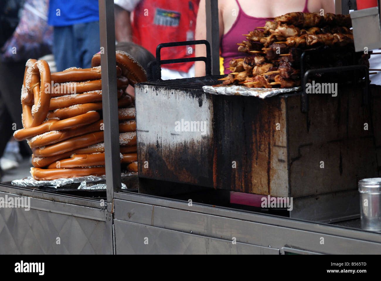 Pretzel Stand NYC Stock Photo - Alamy