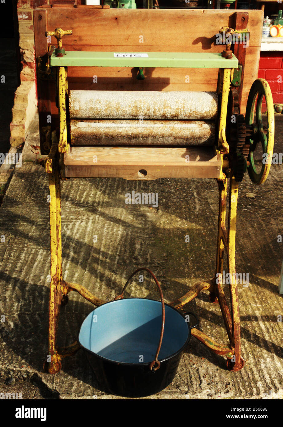 Mangle Laundry High Resolution Stock Photography and Images - Alamy