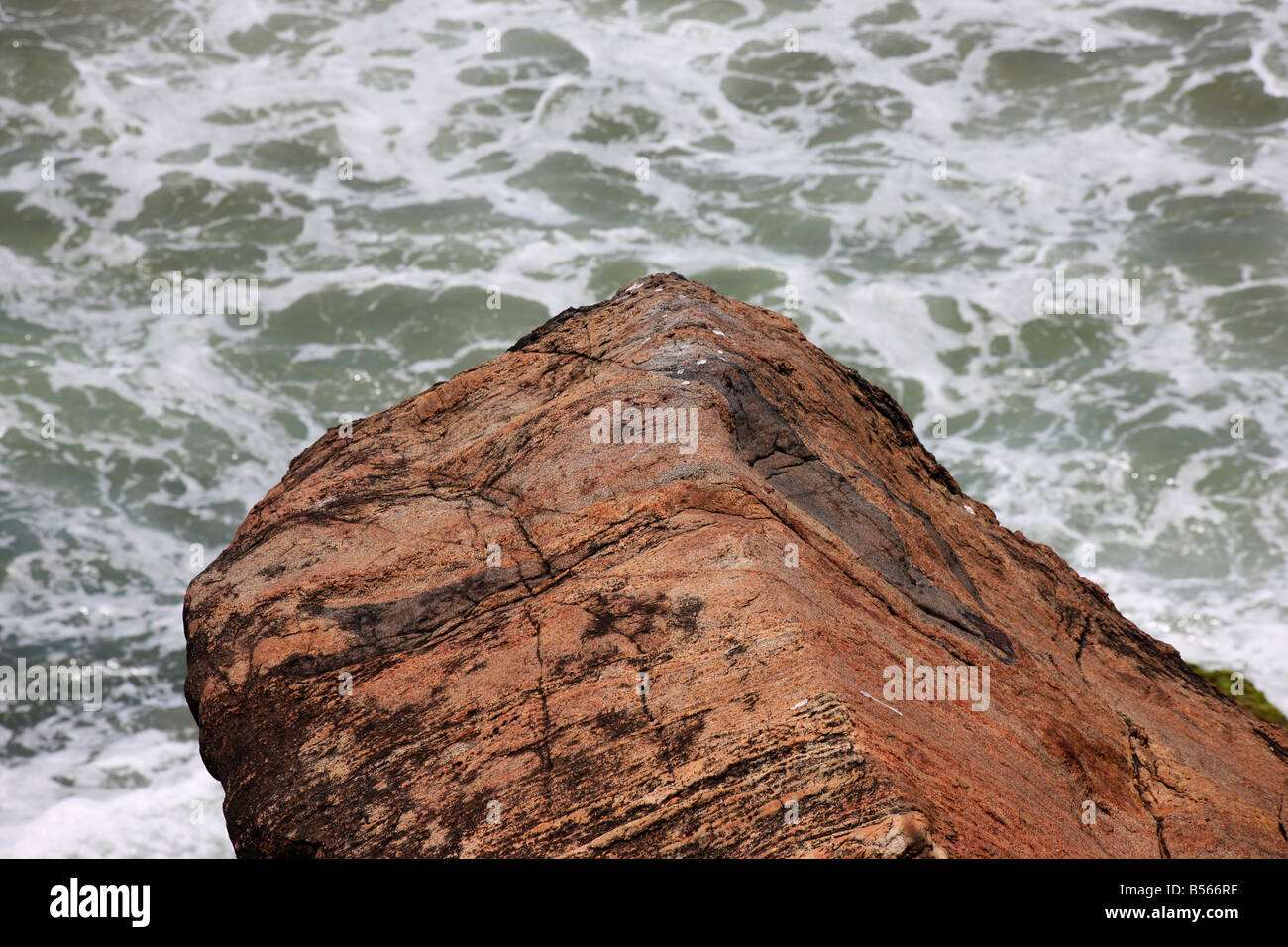 Protruding Rock Stock Photos & Protruding Rock Stock Images - Alamy