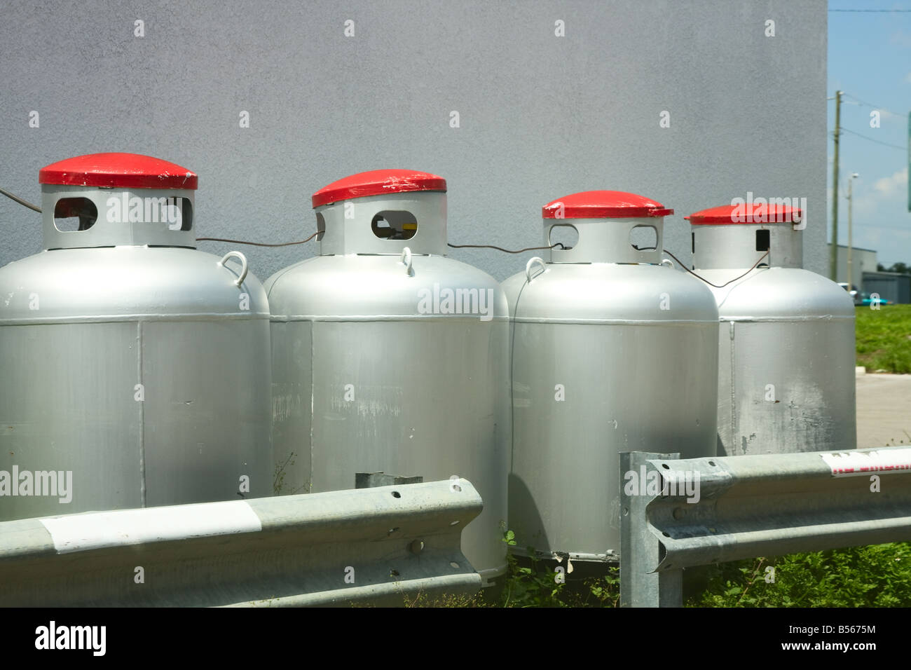 Propane tanks hi-res stock photography and images - Alamy