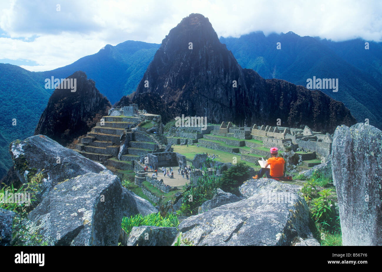 Machu picchu t hi-res stock photography and images - Alamy