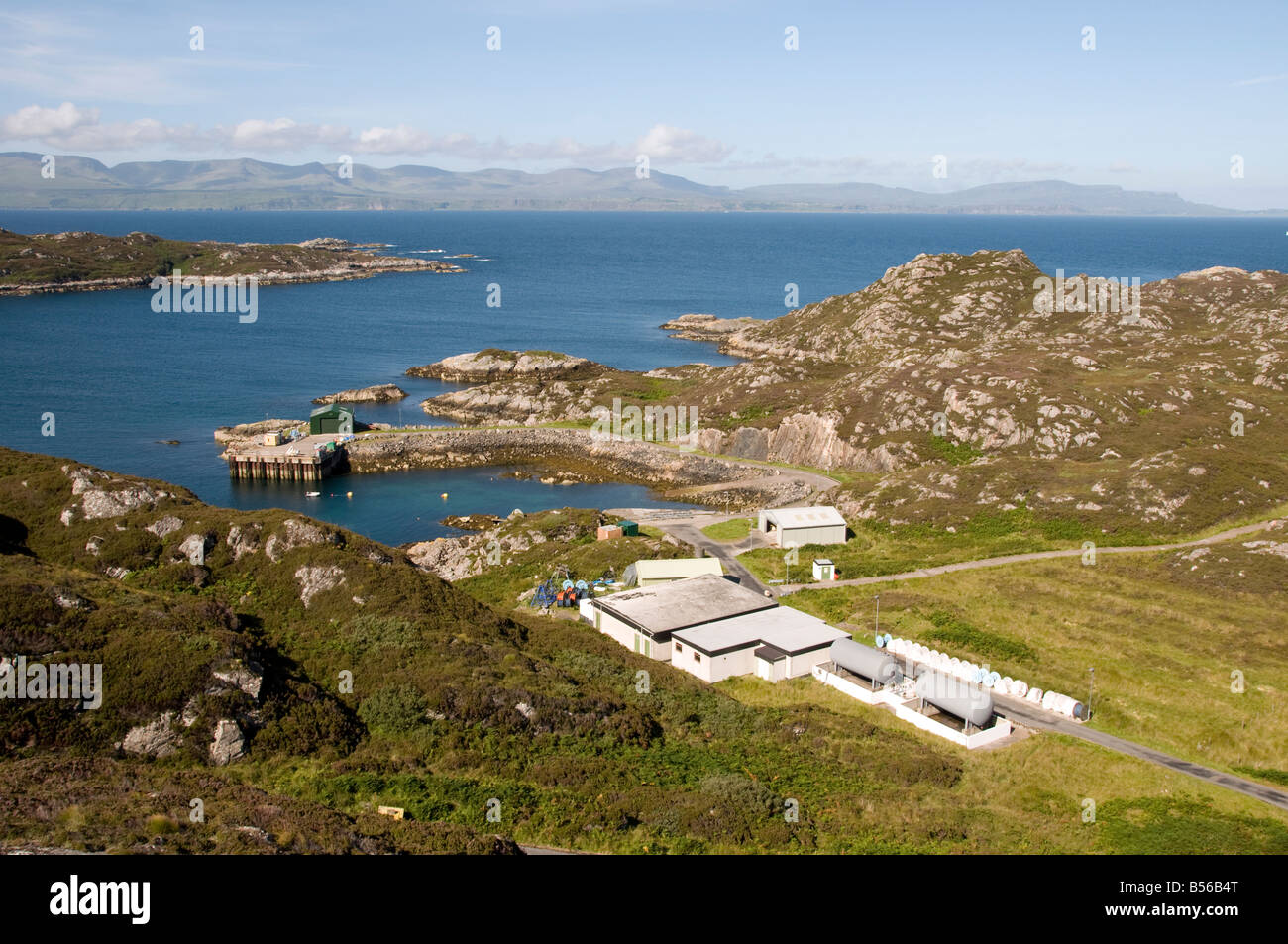Quinetiq listening station on Isle of Rona Hebrides Stock Photo - Alamy