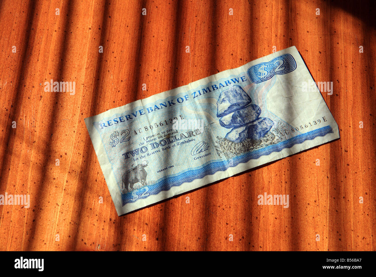 Zimbabwe money hi-res stock photography and images - Alamy