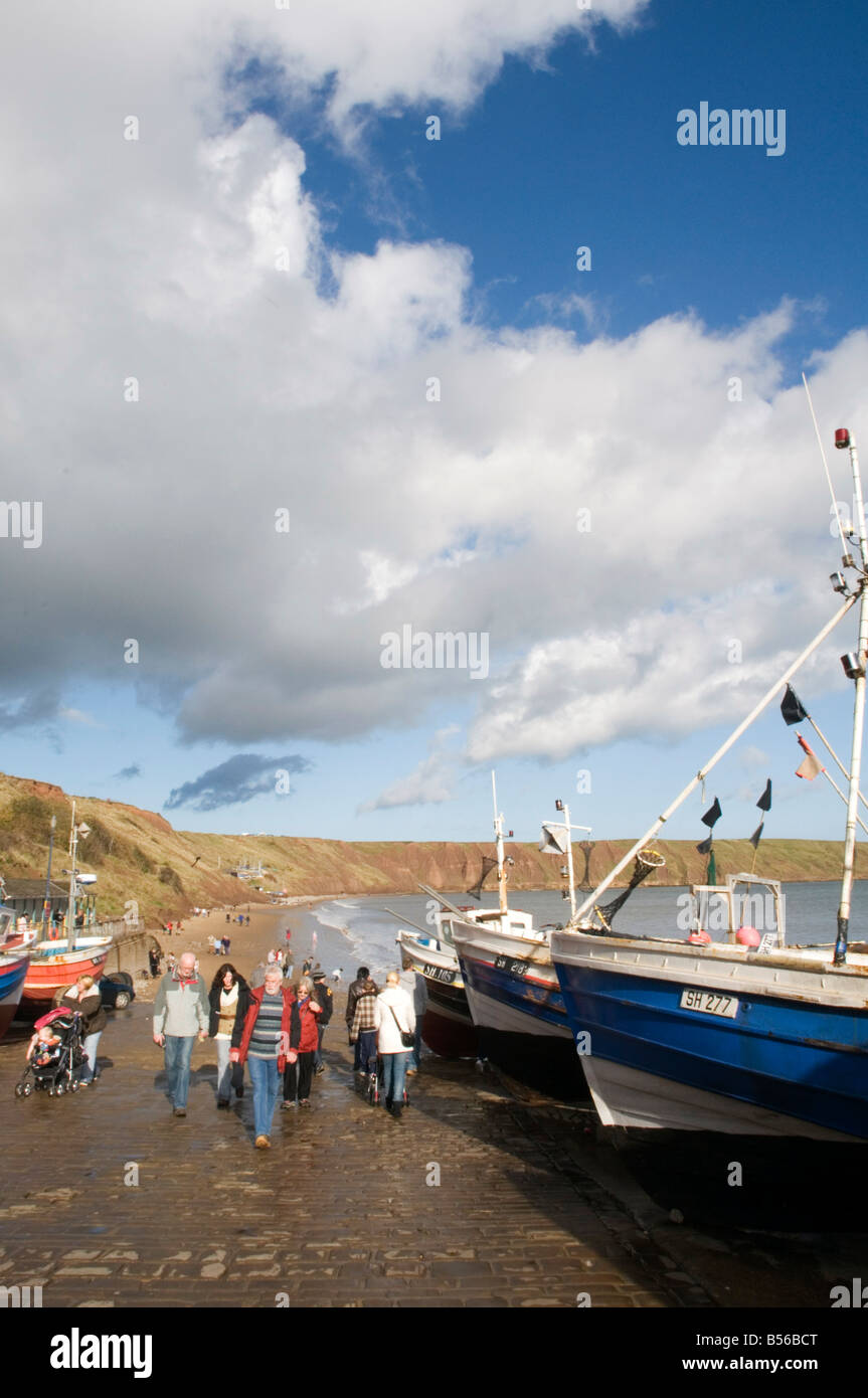 filey east yorkshire coast coastline beach resort small northern uk ...