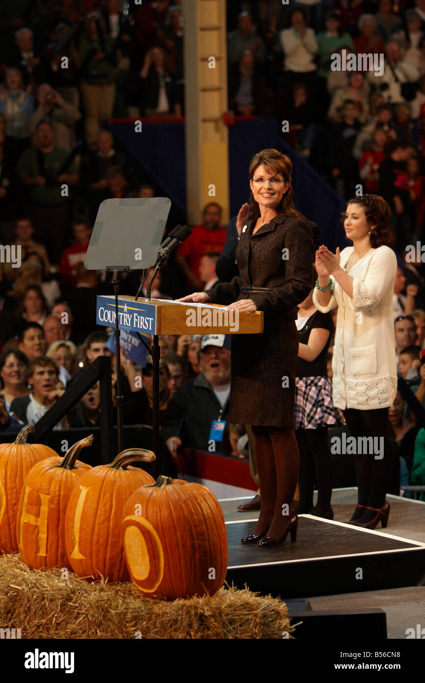 Photo from Vice Presidential Candidate Sarah Palin Rally in Troy Ohio ...