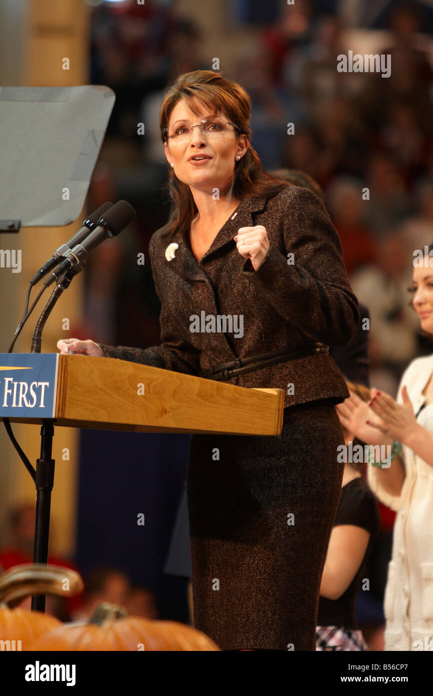Photo from Vice Presidential Candidate Sarah Palin Rally in Troy Ohio ...