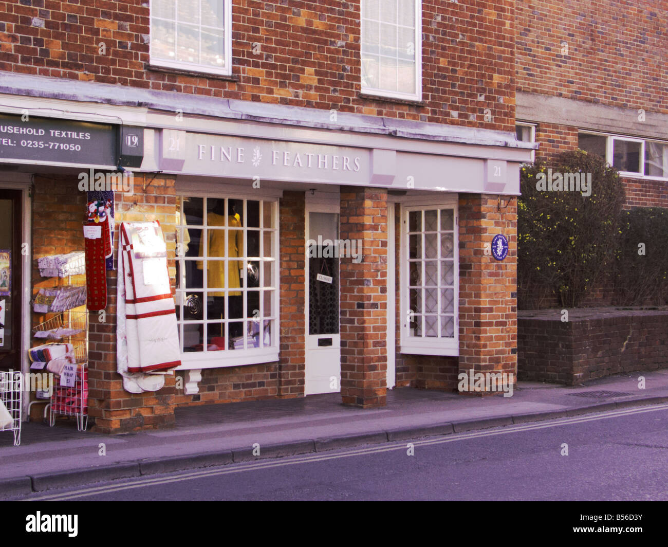 Bow frontage hi-res stock photography and images - Alamy