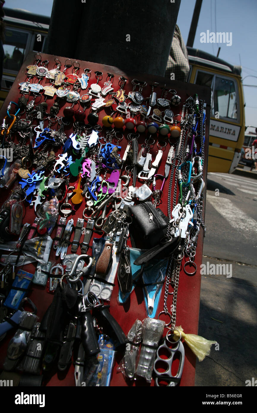 Two men street vendors hi-res stock photography and images - Alamy