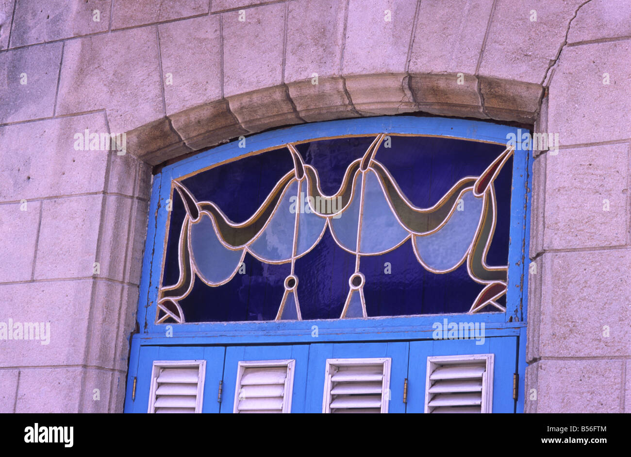 Havana cuba stained glass windows hi-res stock photography and images ...