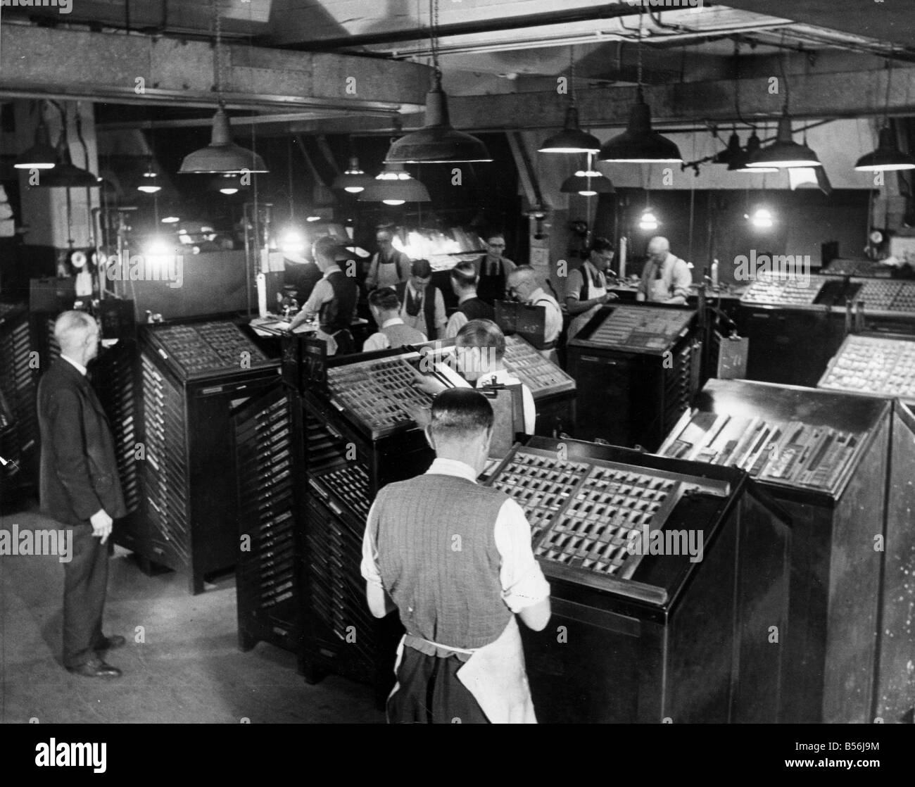 1950s men at work Black and White Stock Photos & Images - Alamy