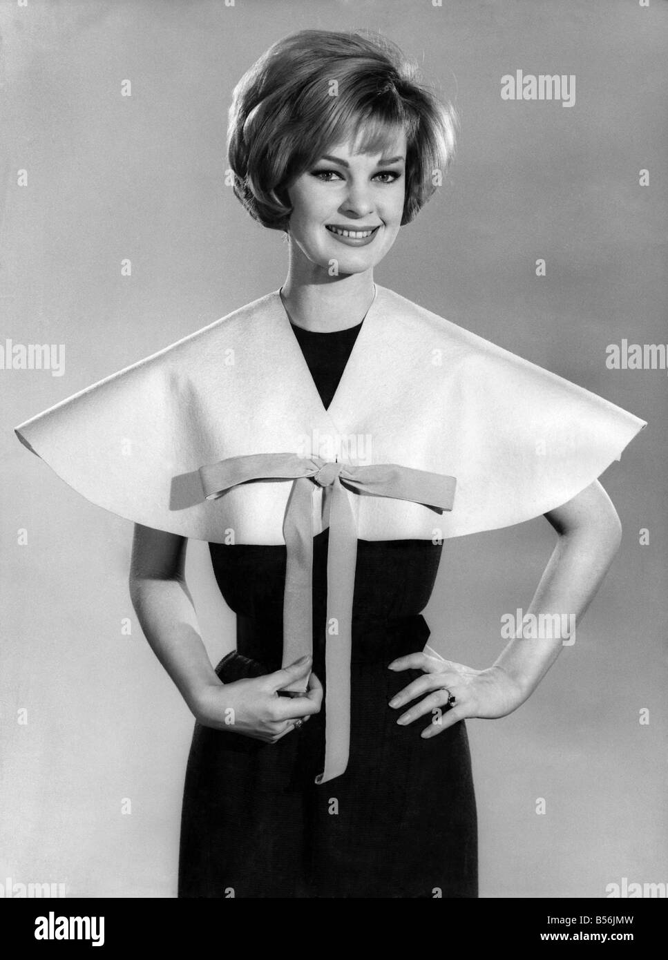 Reveille Fashions. Dawn Chapman. January 1962 P008928 Stock Photo - Alamy