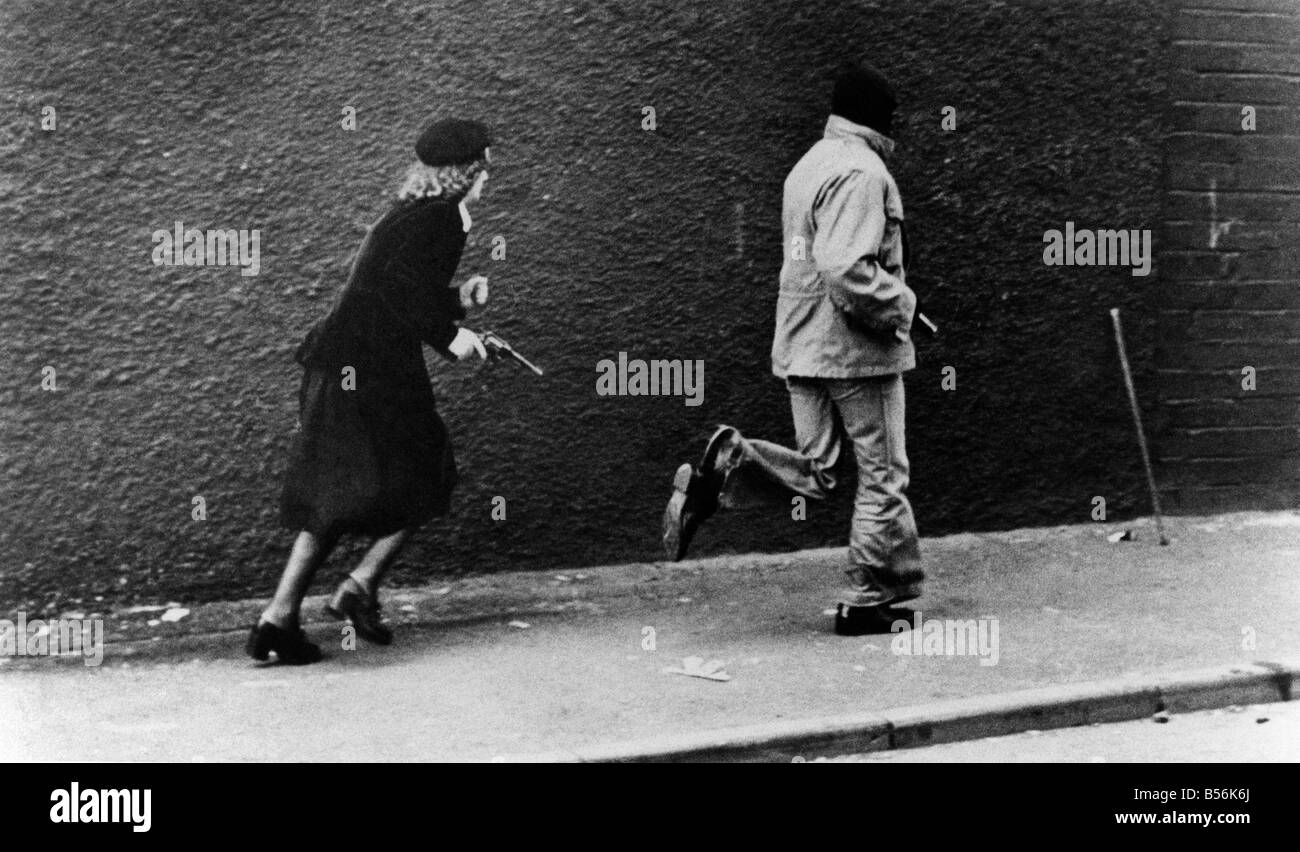 Ira weapons hi-res stock photography and images - Alamy