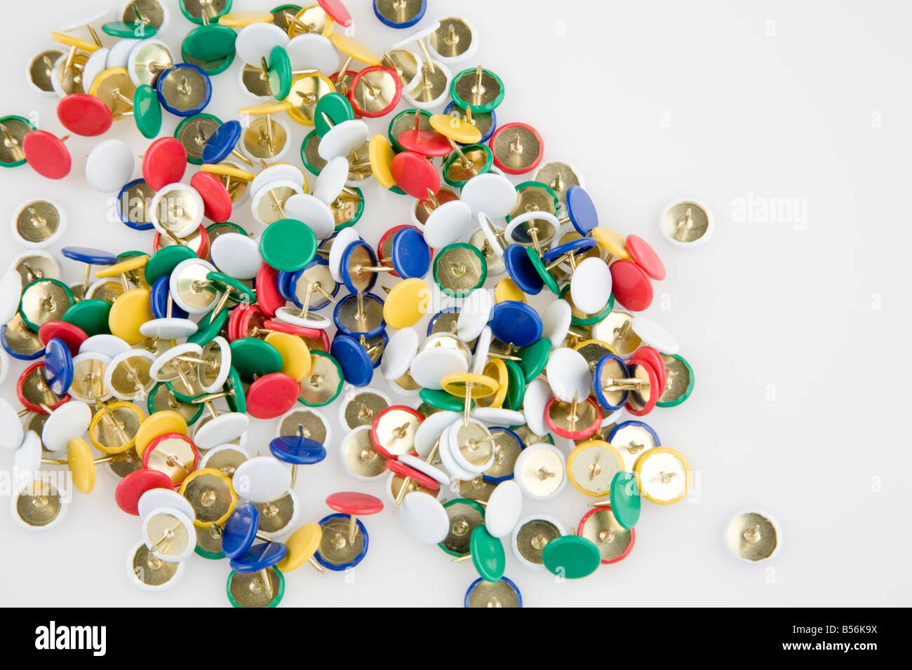 Green drawing pin hi-res stock photography and images - Alamy