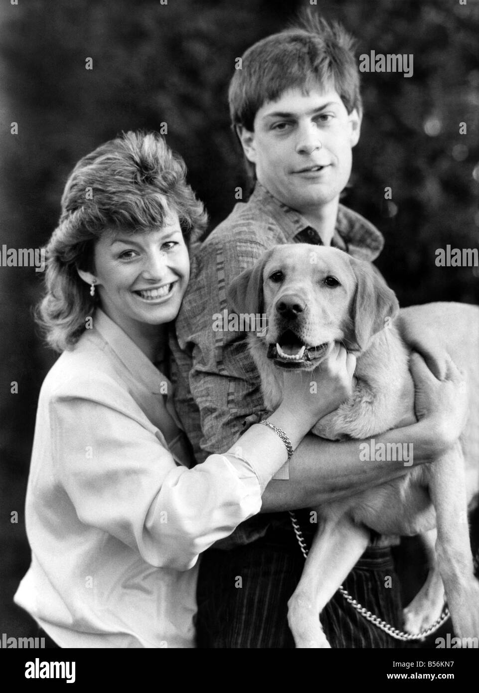 Everton goalkeeper Bobby Mimms with his wife Karen and their pet dog ...