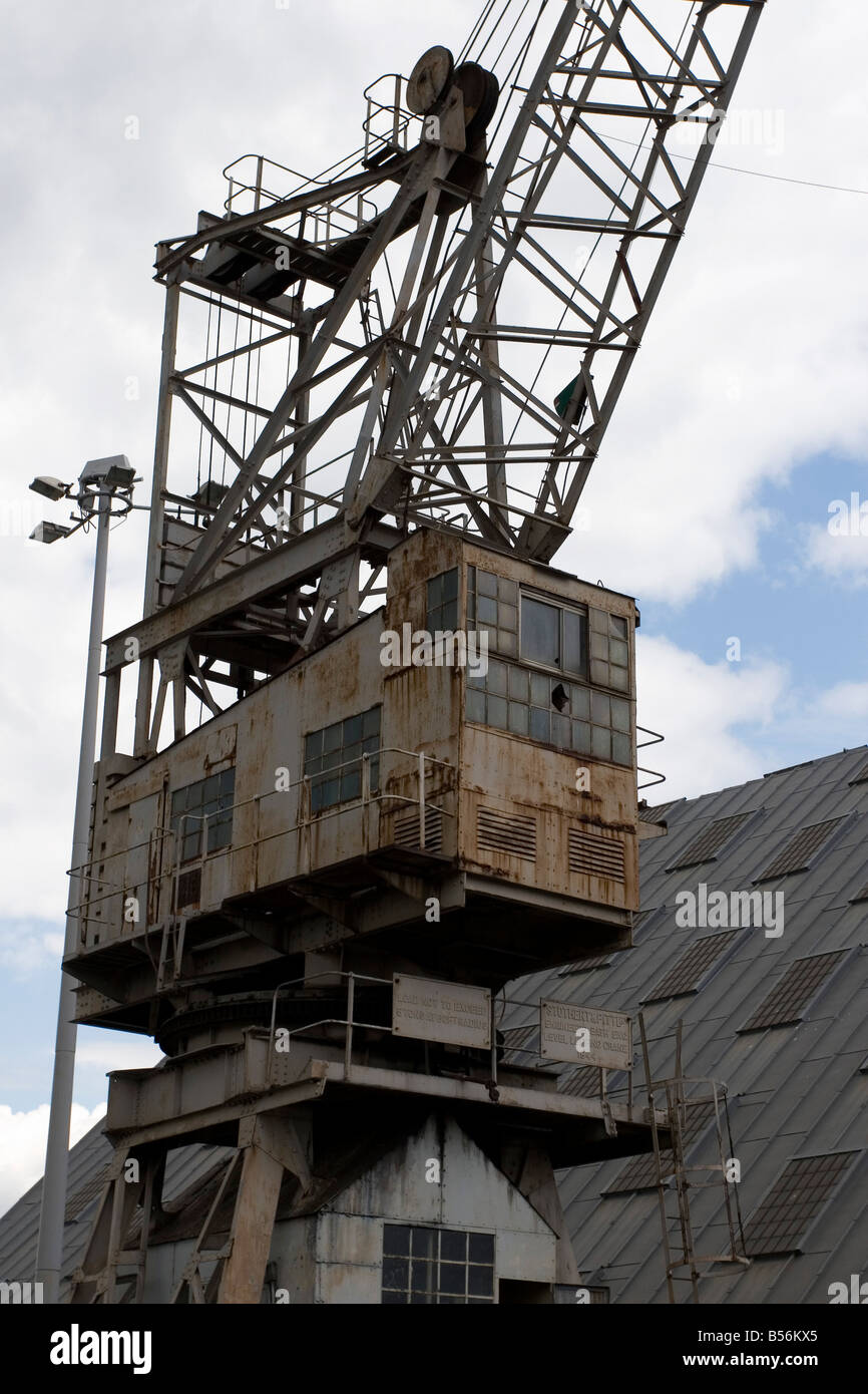 Historic dockyard crane hi-res stock photography and images - Alamy