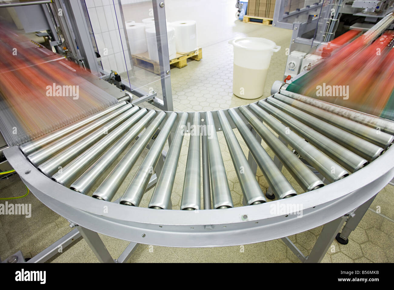 Conveyor structures hi-res stock photography and images - Alamy