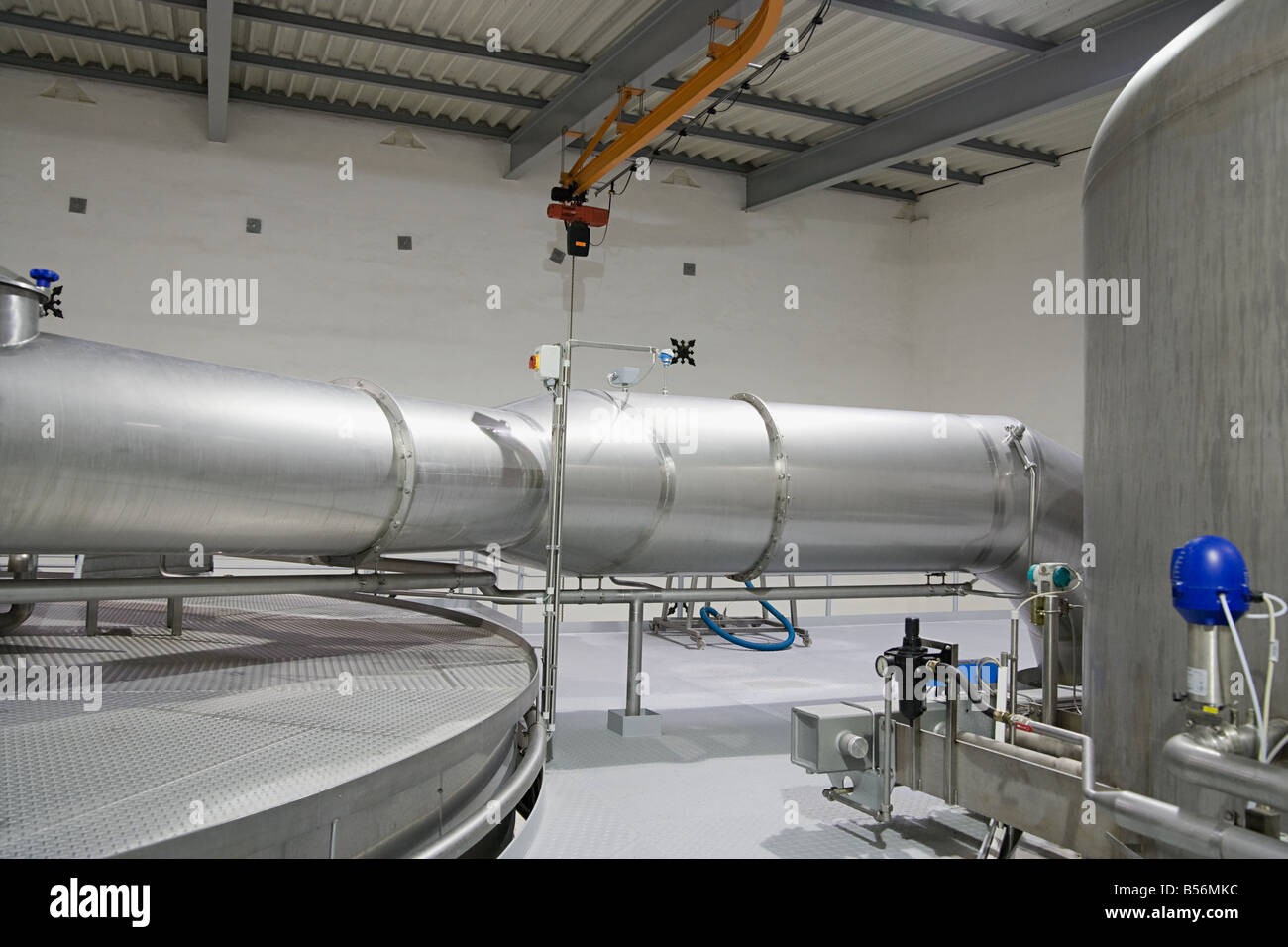 Industrial piping in a factory Stock Photo - Alamy