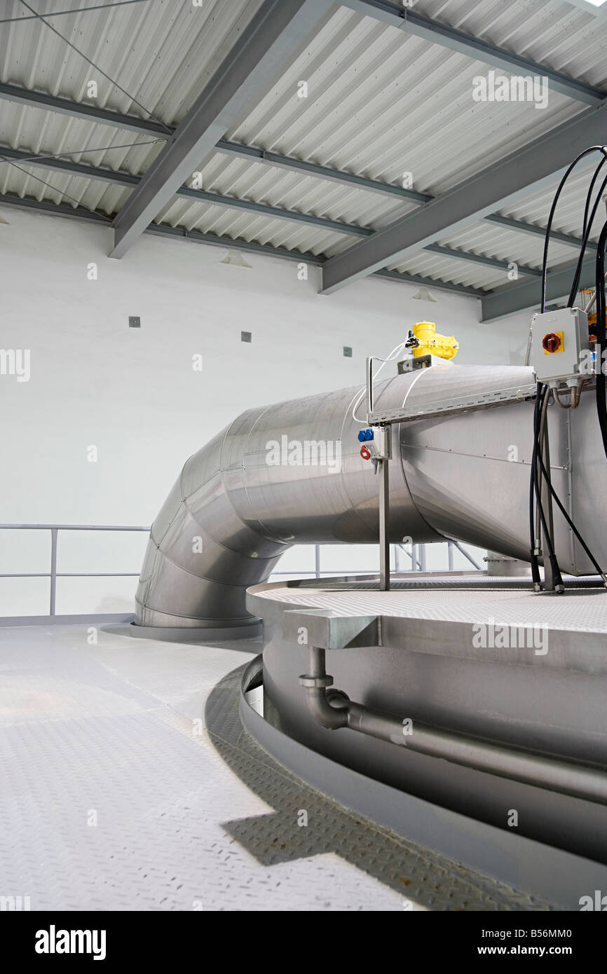 Industrial piping in a factory Stock Photo - Alamy