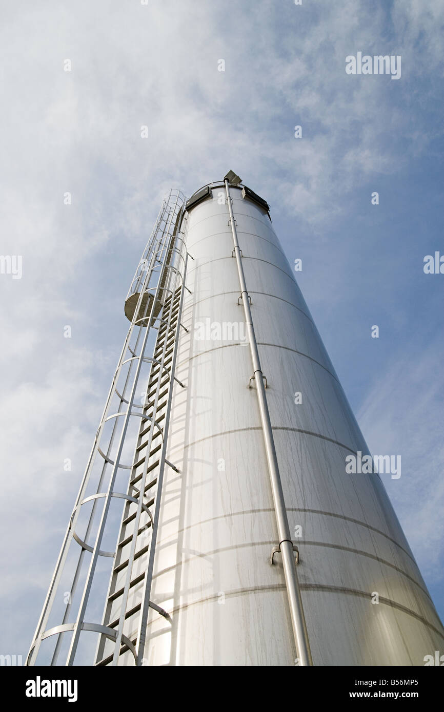 Large metal structures hi-res stock photography and images - Alamy