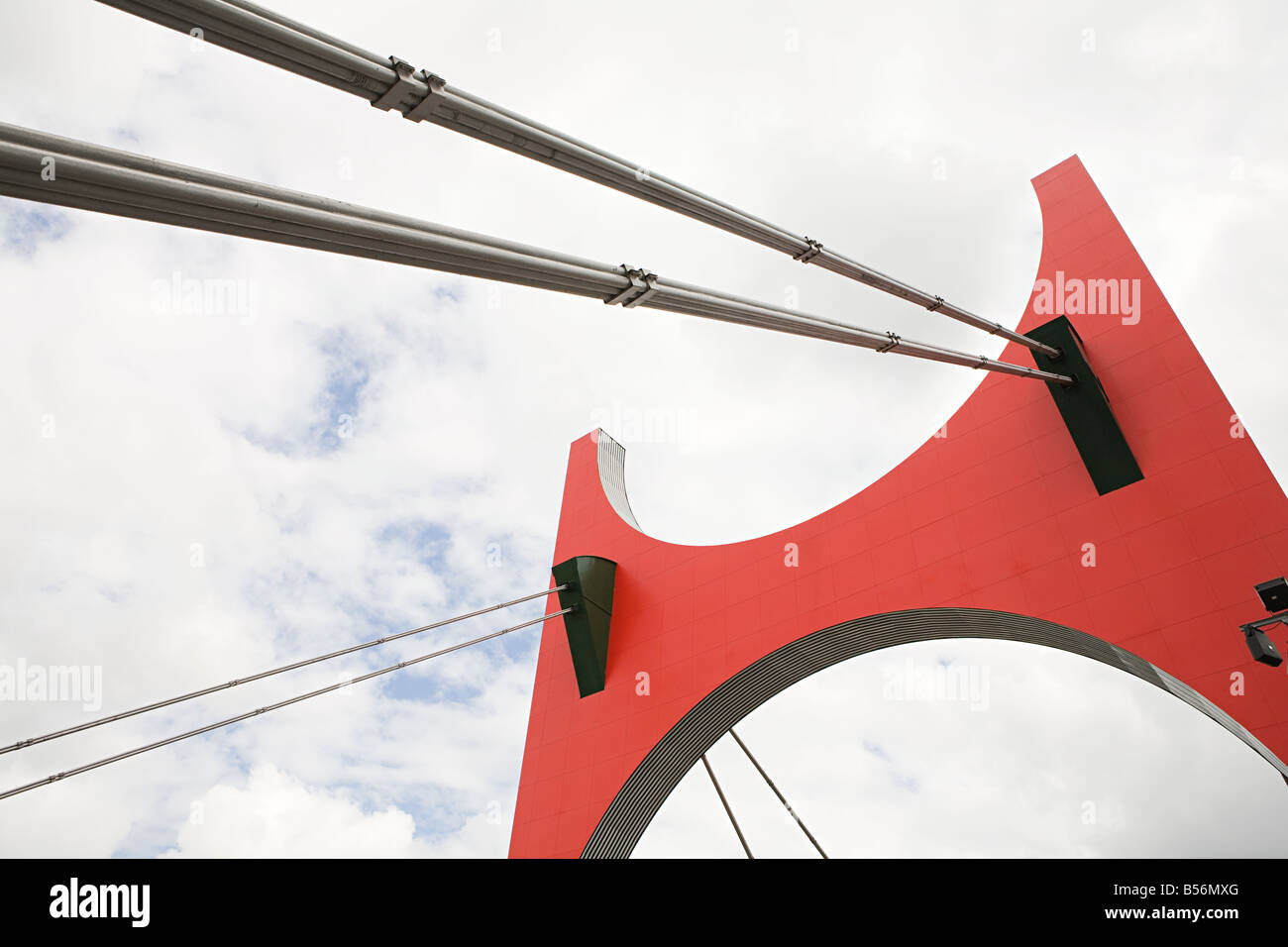 Bilbao red bridge hi-res stock photography and images - Alamy