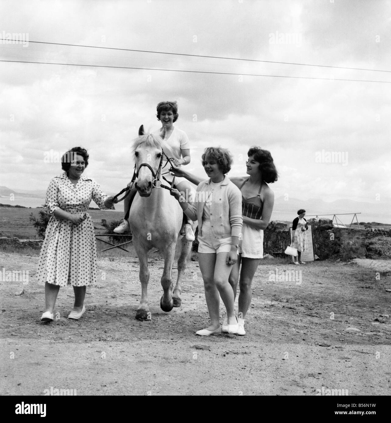 Bultins Holiday Pwllheli: Mrs. Nellie McGrail, Pools Winner. Horse ...