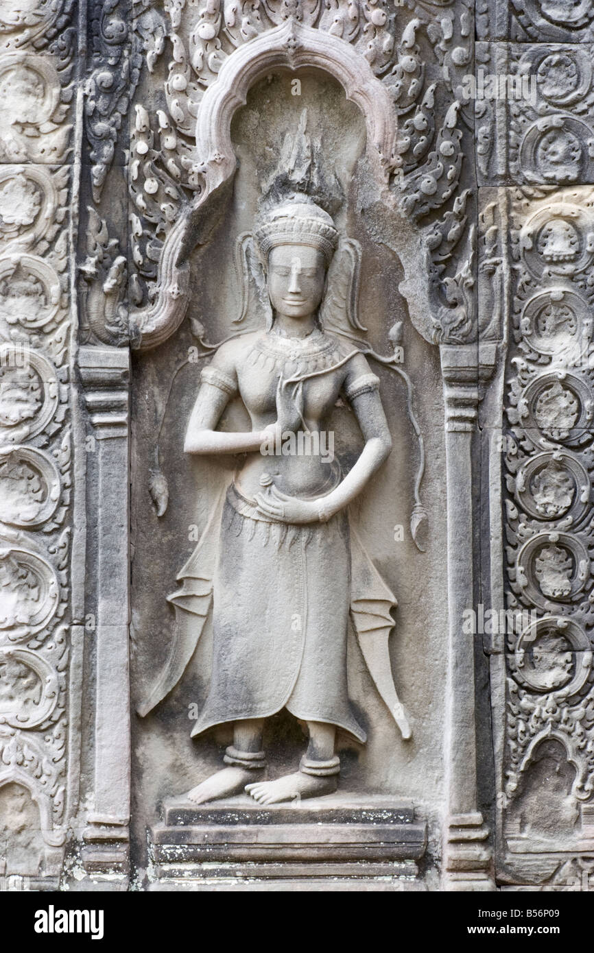 Intricate Apsara Carving at Ta Prohm Temple Stock Photo - Alamy