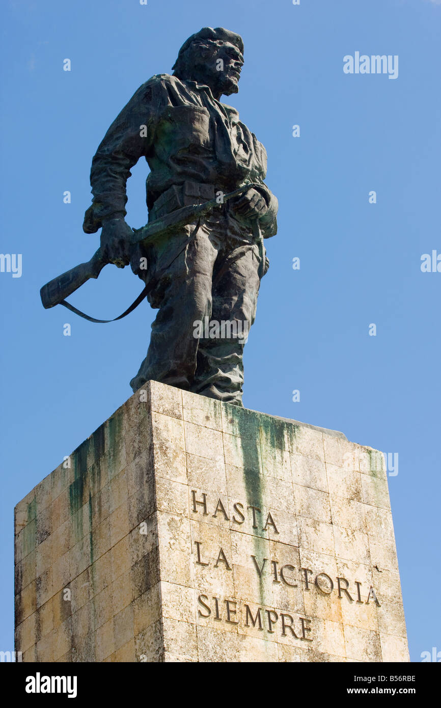 Statue of ernesto che guevara hi-res stock photography and images - Alamy