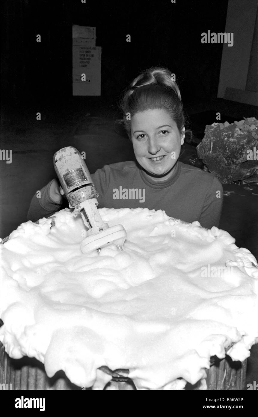 Woman with cake 1970s hi-res stock photography and images - Alamy