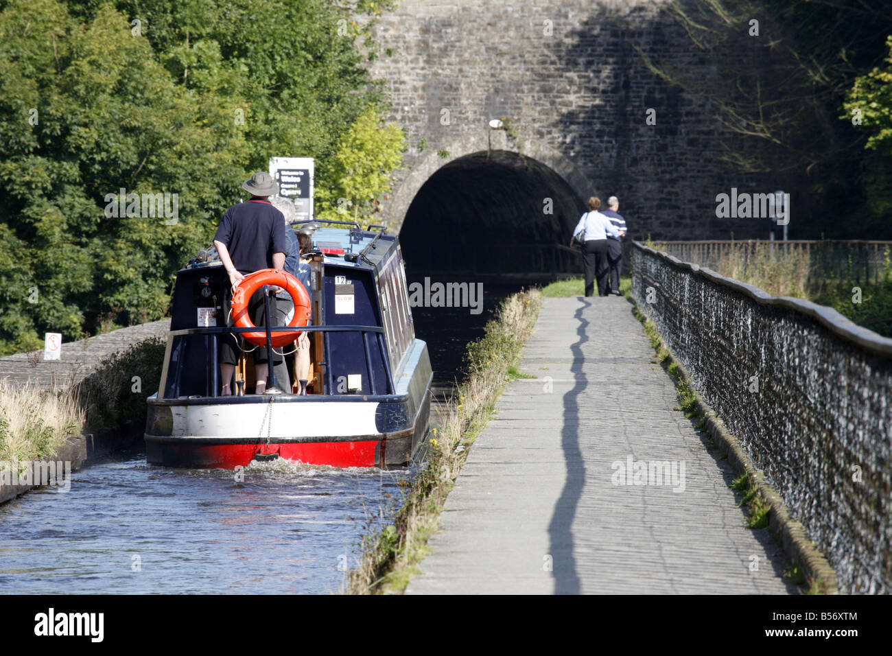 Chirk aqueduct denbighshire hi-res stock photography and images - Alamy